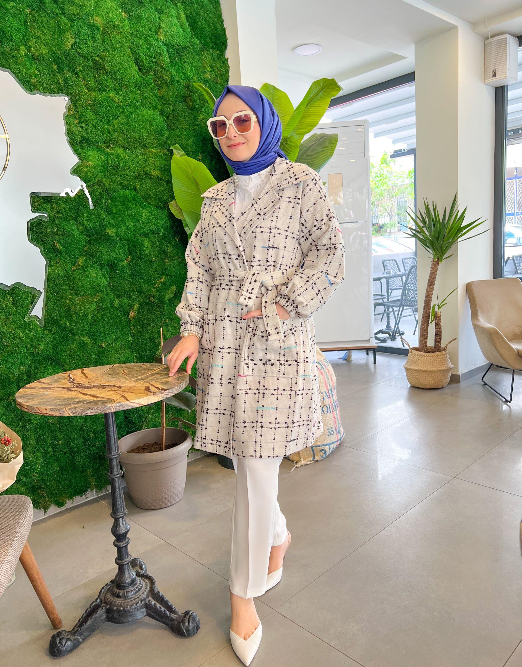 Bayan Beyaz Alaçatı Chanel Ceket | Merve Karaca