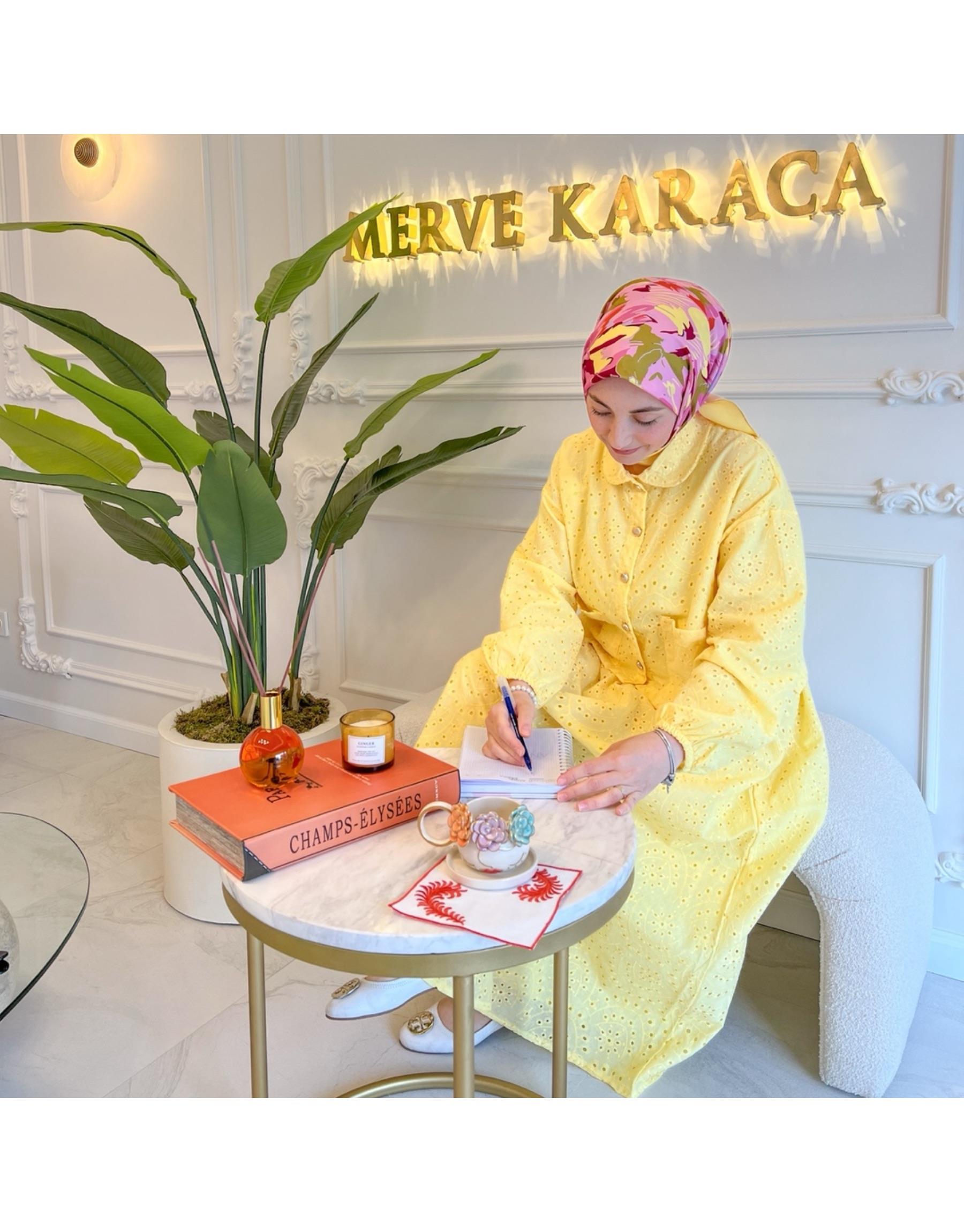 Bayan Tatlı Sarı Brode Etek Takım | Merve Karaca