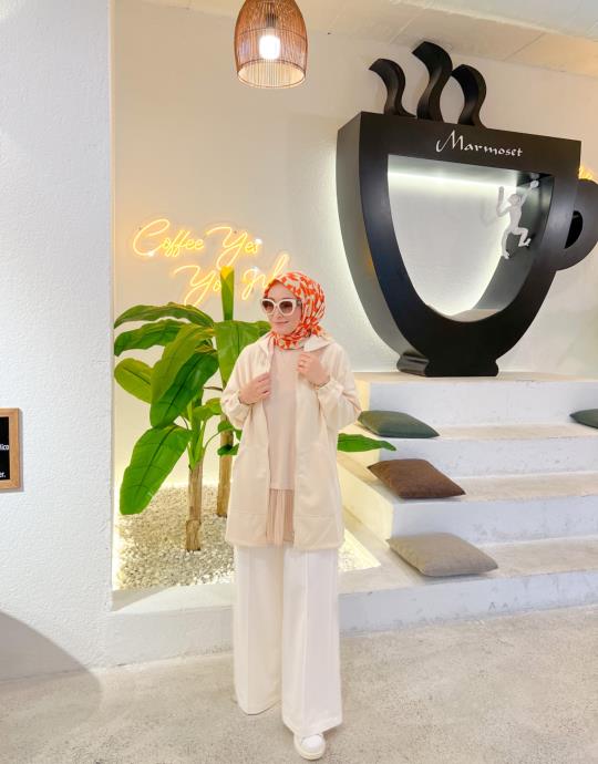 Bayan Ekru 2415 Kanguru Cepli Hırka | Merve Karaca